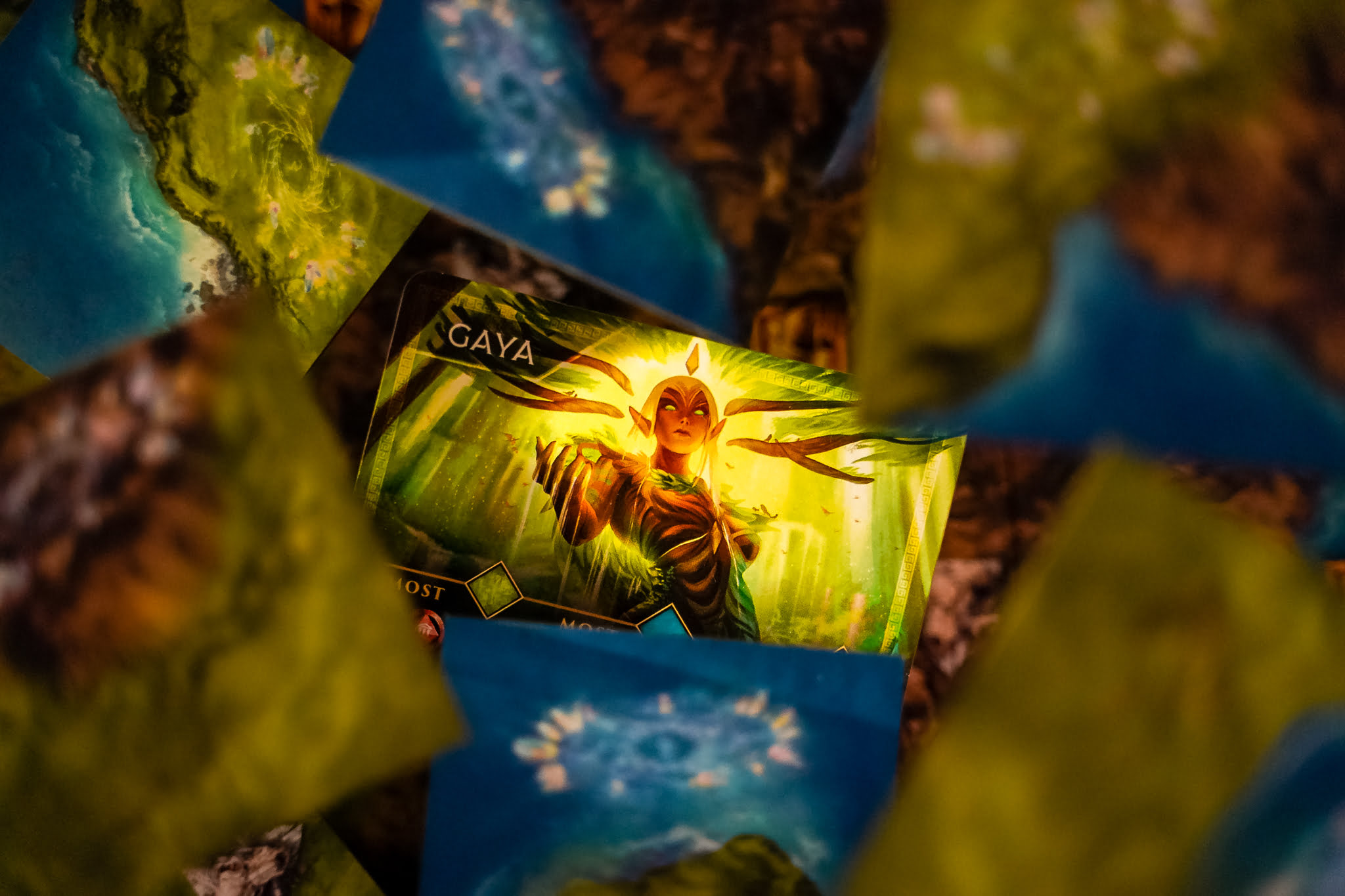 Divinus :: Board Game Preview :: Lucky Duck :: Gamefound : | Little Meeples